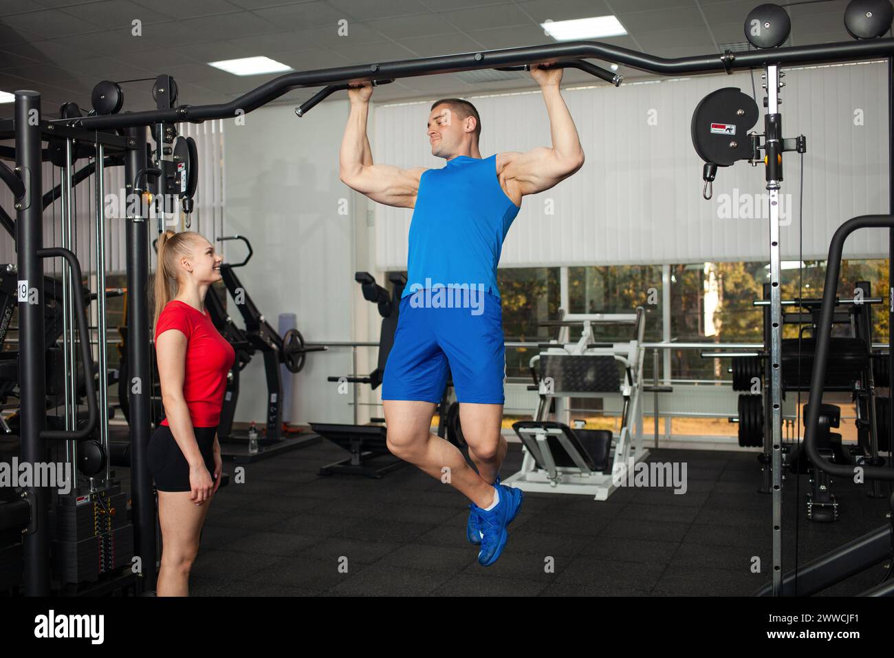 coach shows right execution. Back treatment, curvature of spine ...