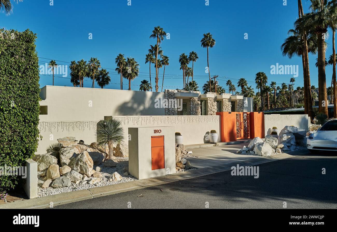 Palm Springs mid-century modern Stock Photo - Alamy
