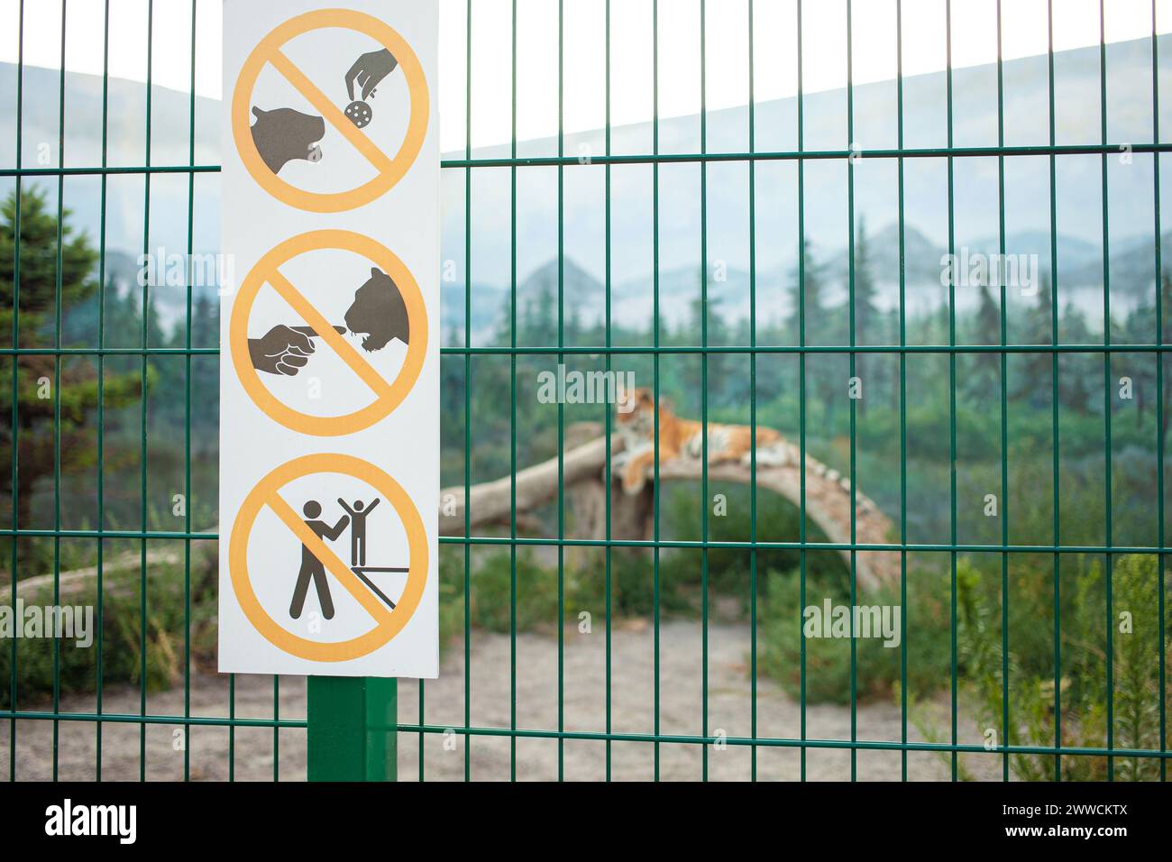 Dangerous predator, sign, do not feed, do not play, do not stick your ...