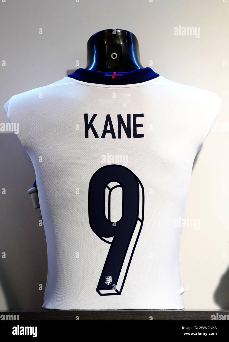 Nike shirts hi-res stock photography and images - Alamy