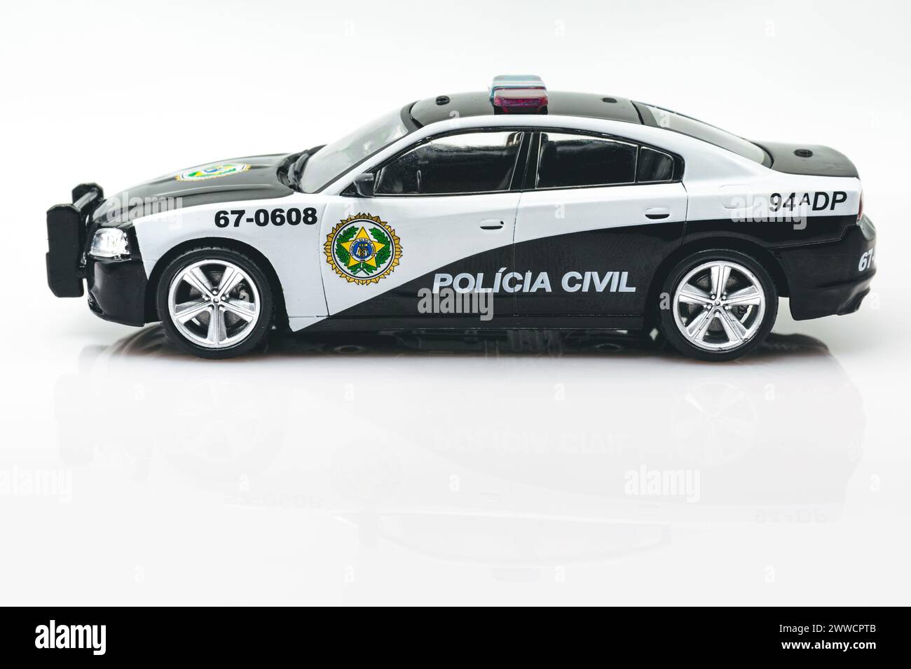 Fast And Furious 5 Police Cars 2006 DODGE CHARGER SRT8 BRAZIL POLICE