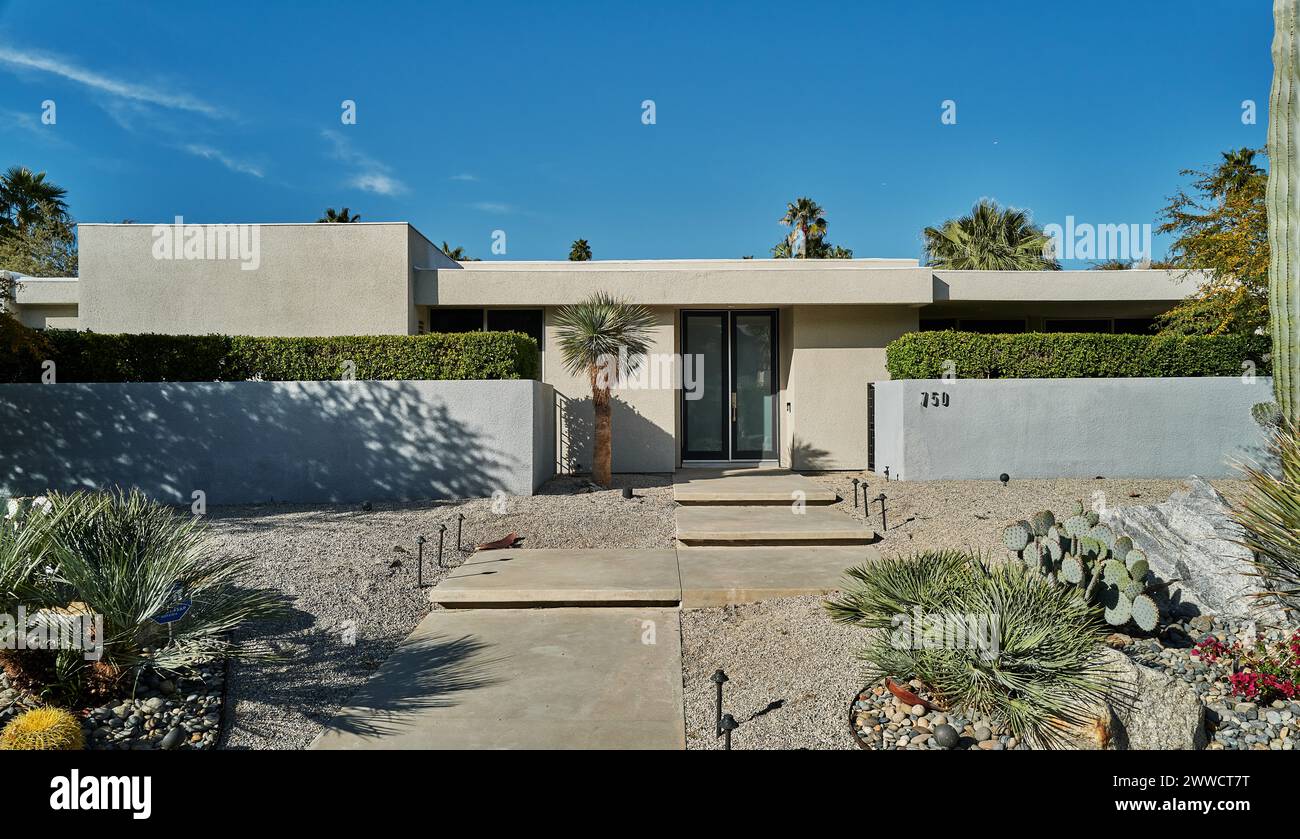 Palm Springs mid-century modern Stock Photo - Alamy