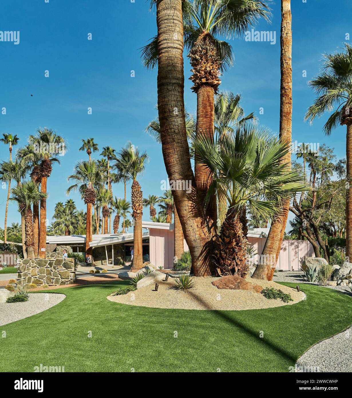 Palm Springs mid-century modern Stock Photo - Alamy