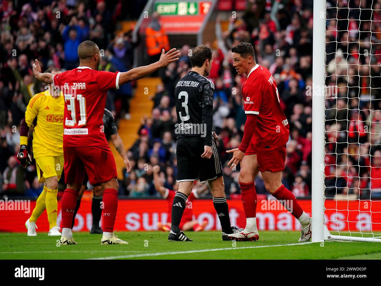 Liverpool Legends' Fernando Torres celebrates scoring his sides fourth ...