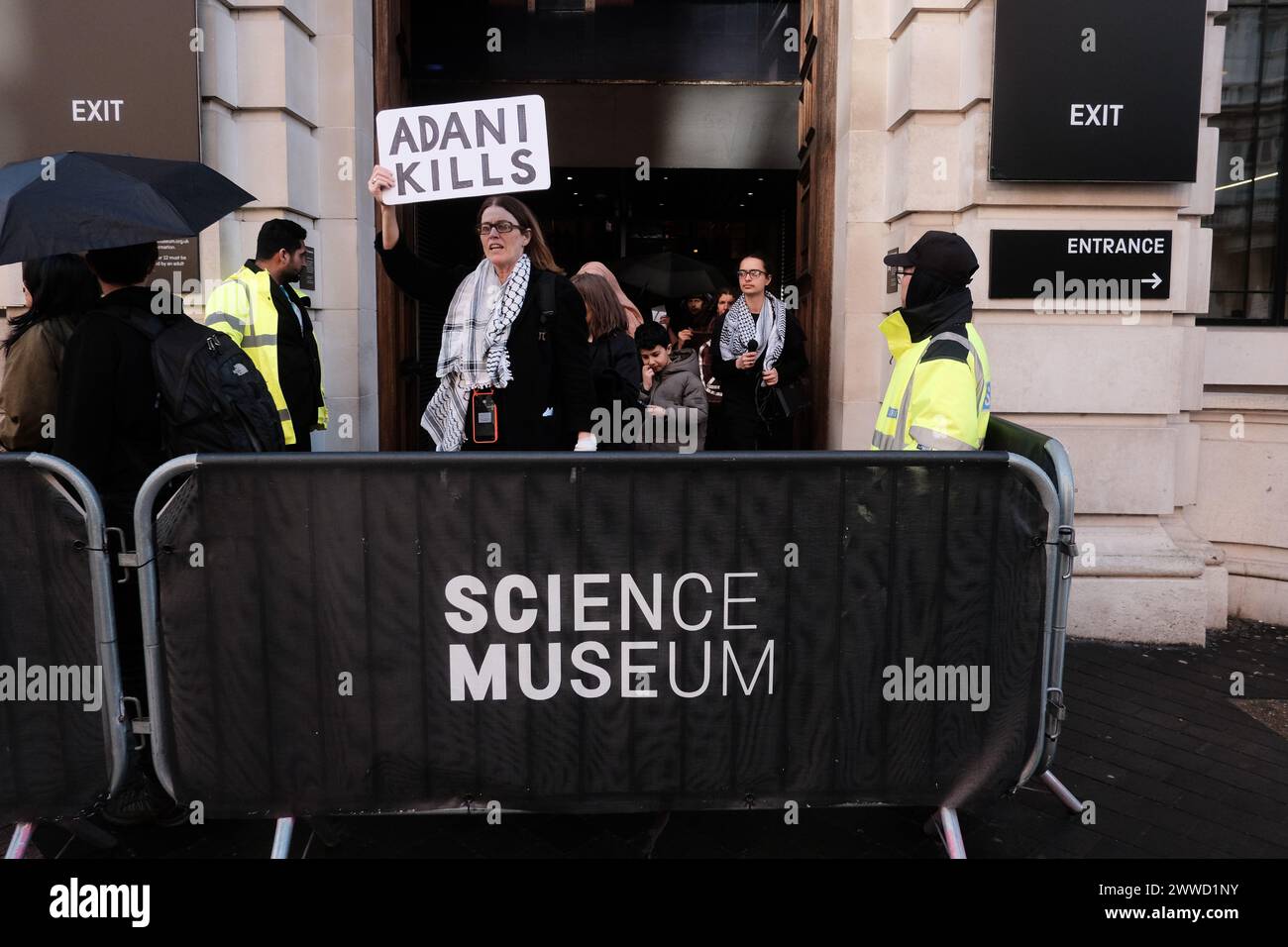 Reclaim the science museum hi-res stock photography and images - Alamy