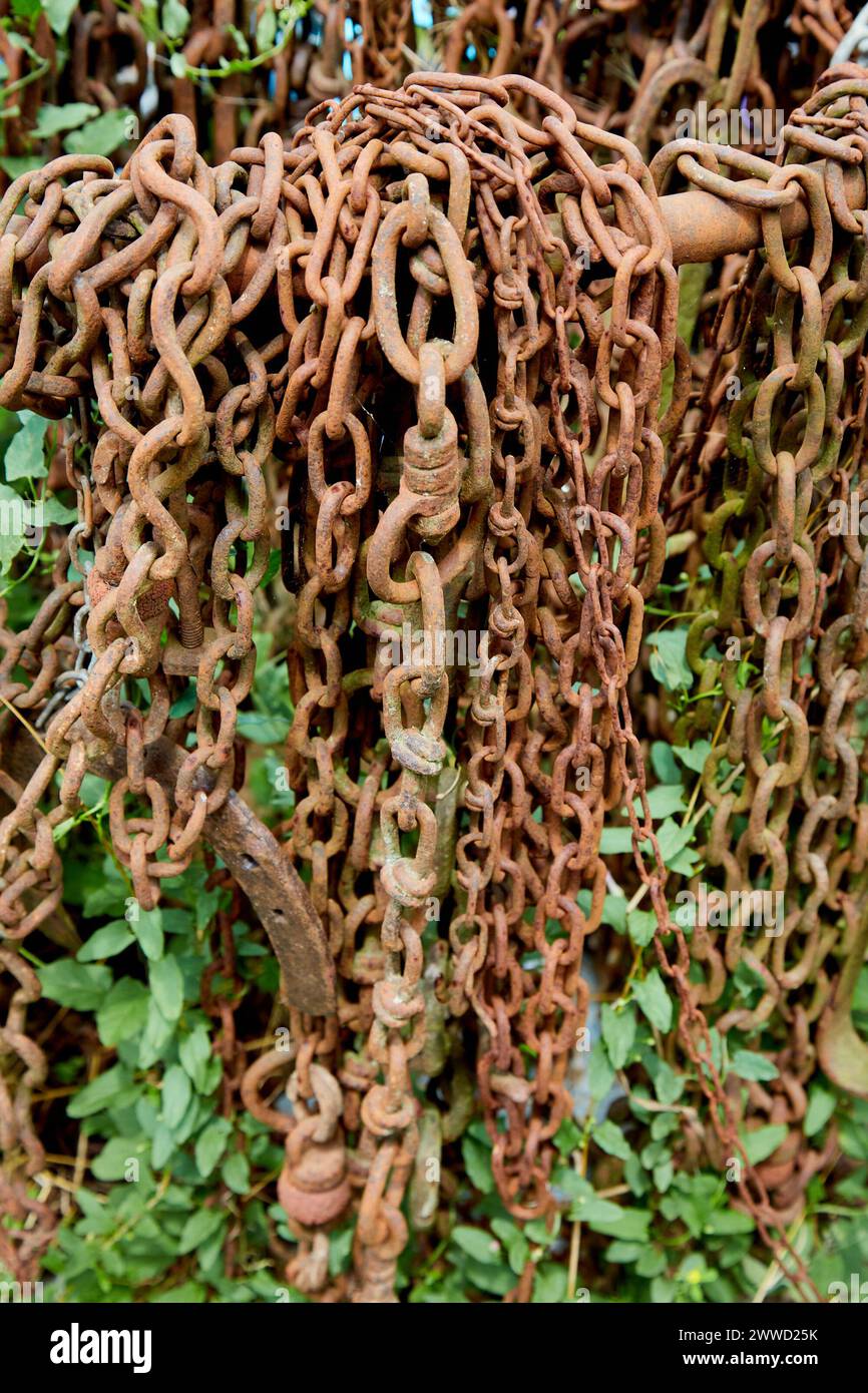 Hanging drape hi-res stock photography and images - Alamy
