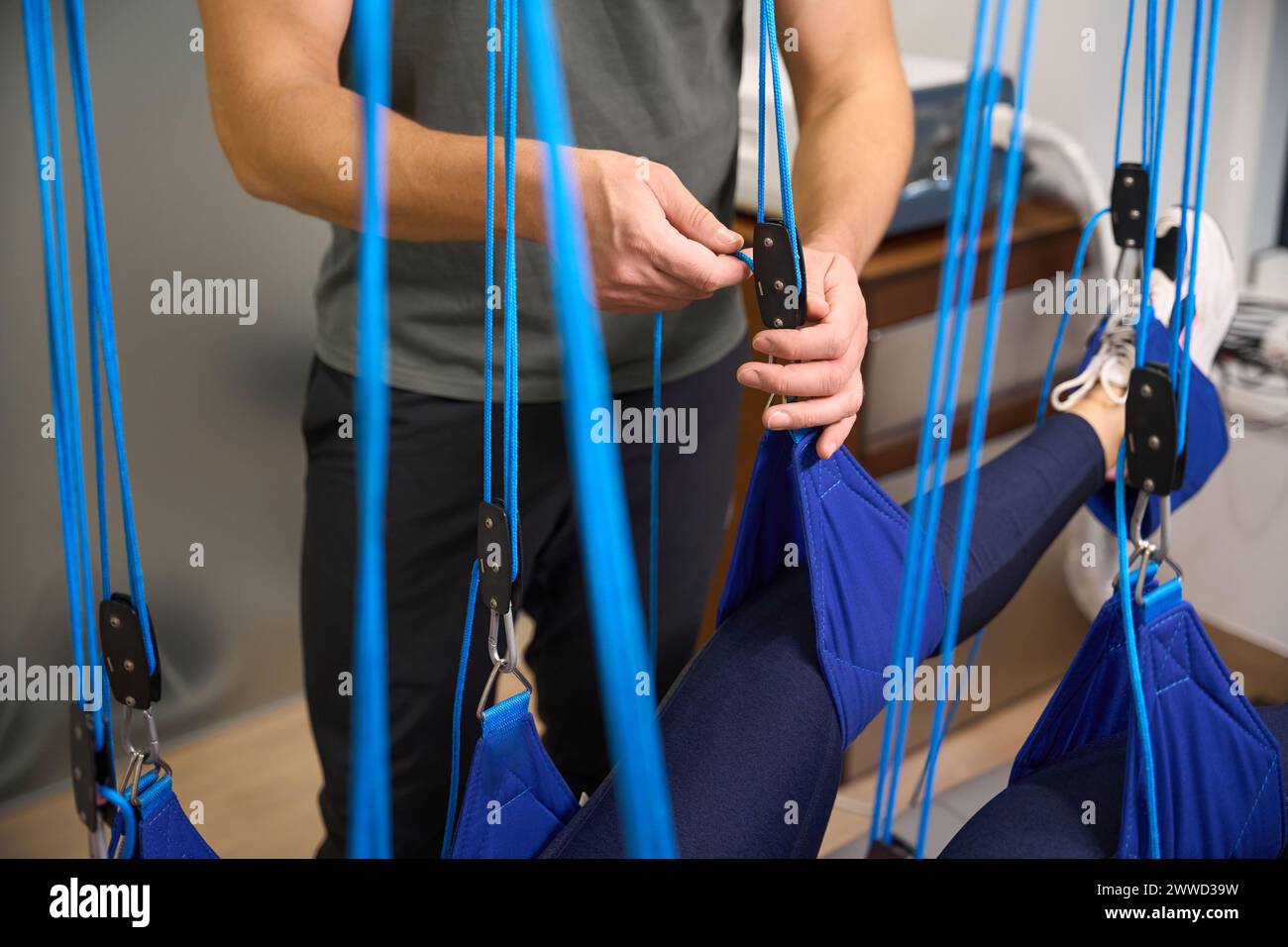 Suspension medical ropes hi-res stock photography and images - Alamy