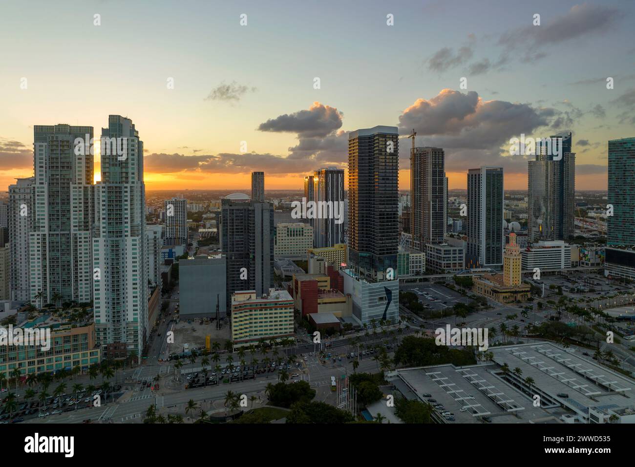 Evening urban landscape of downtown district of Miami Brickell in ...