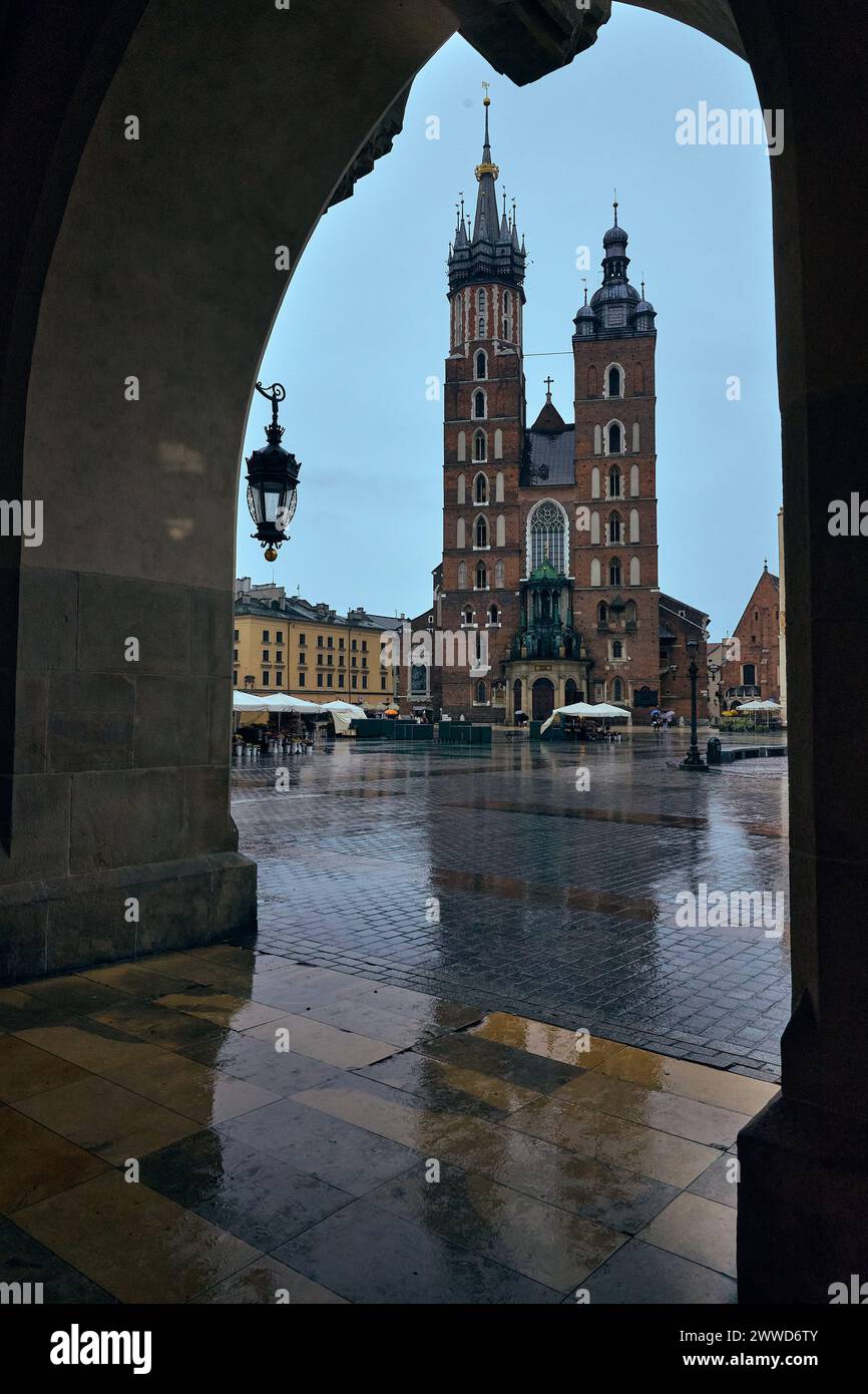 Basilica of St. Mary's on the Market Square on a rainy autumn day ...