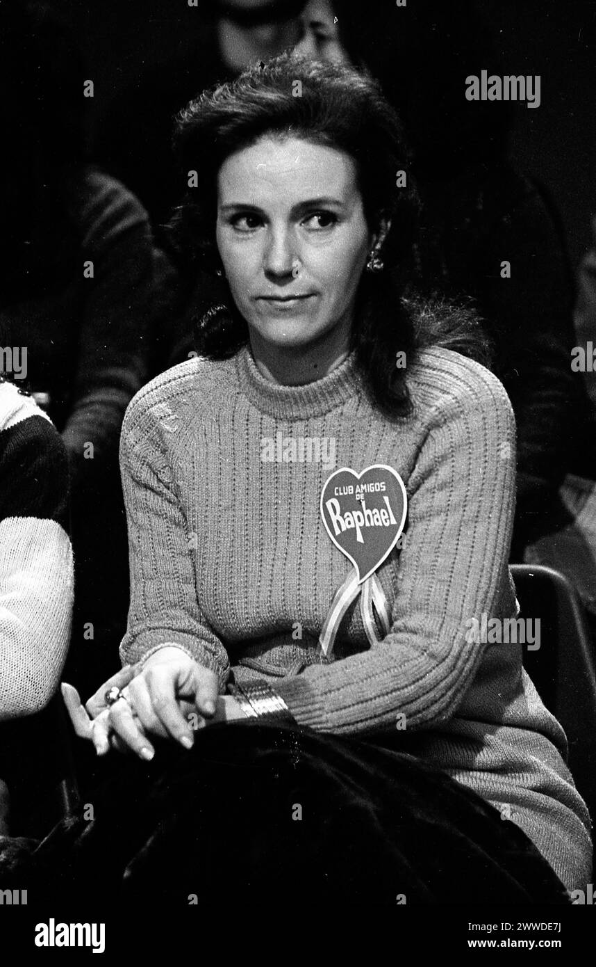 Fan club members attend a Raphael performance (born in 1943 in Spain as ...
