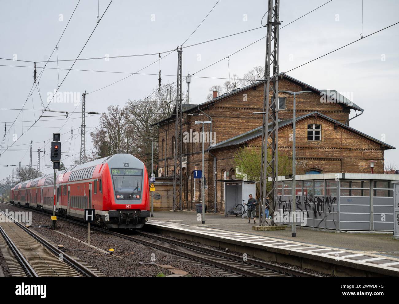 Trebbin, Germany. 22nd Mar, 2024. A regional train RE4 to Falkenberg ...