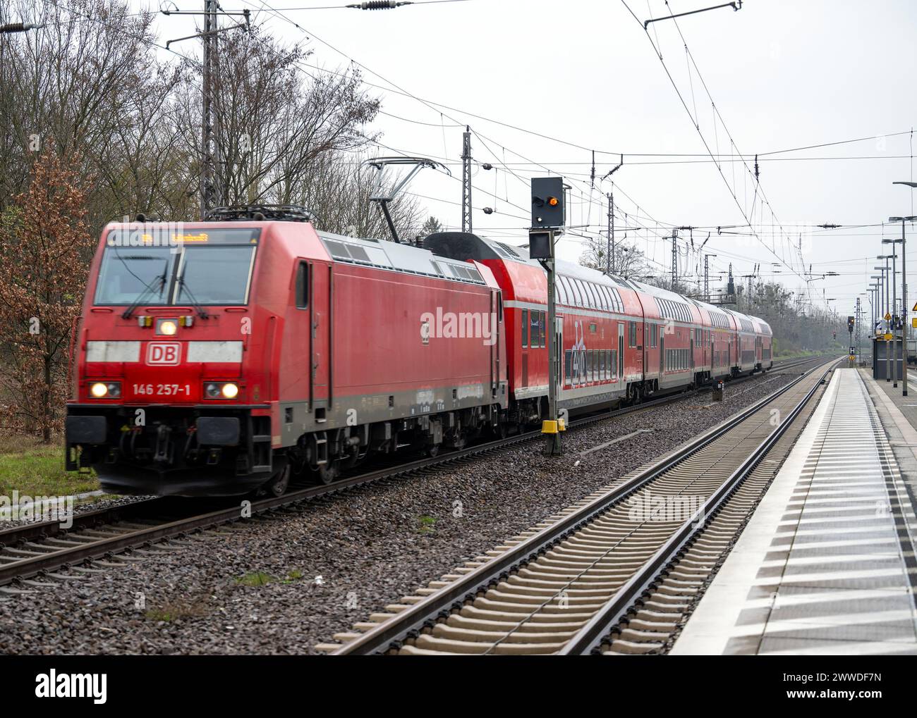 Trebbin, Germany. 22nd Mar, 2024. A regional train RE4 to Falkenberg ...