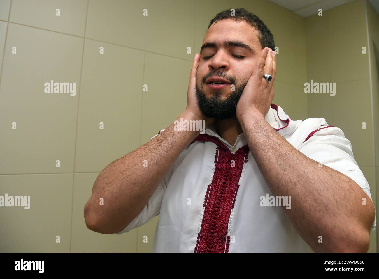 The Imam's assistant of the Islamic mosque of Vendrell Abdul Rezak ...