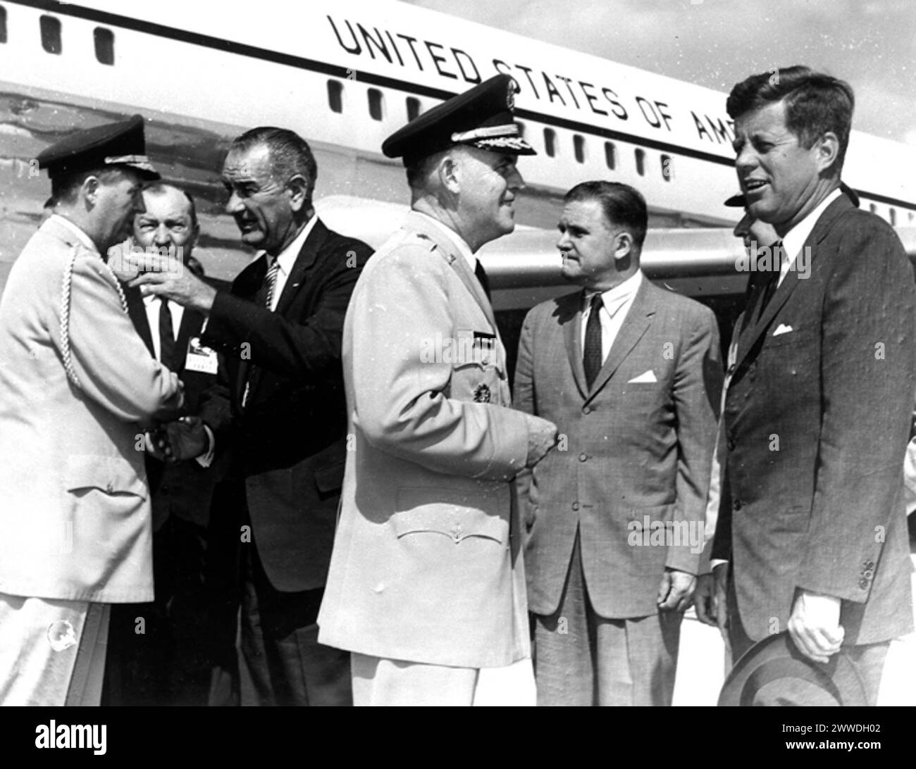 JFK on the move Description: US President John F Kennedy on the tarmac ...