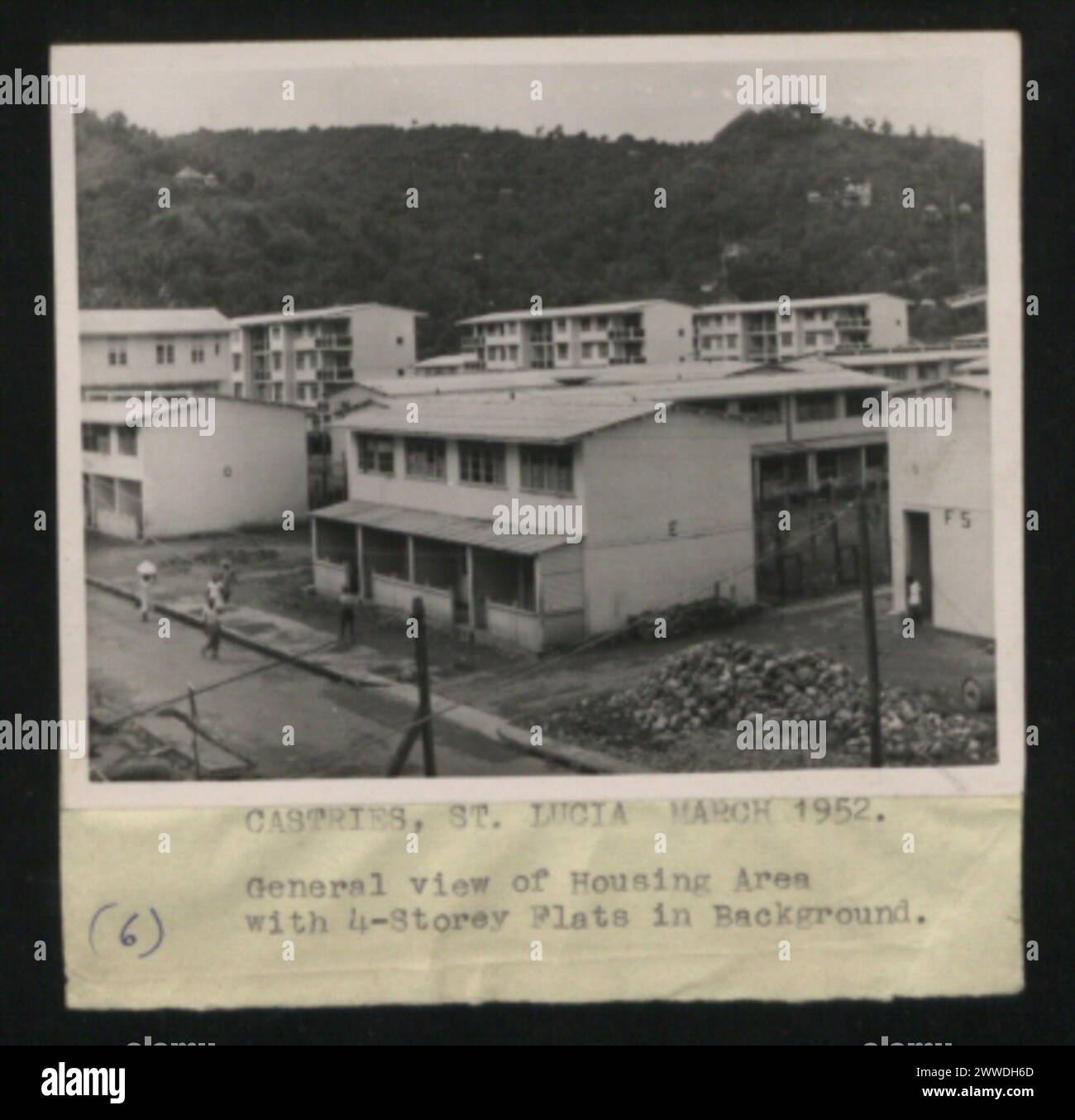 4 storey flats hi-res stock photography and images - Alamy