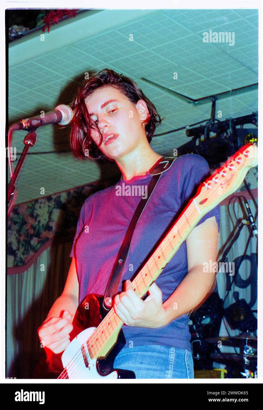 ELASTICA, YOUNG, EARLY GIG, 1994: Justine Frischmann of Elastica ...