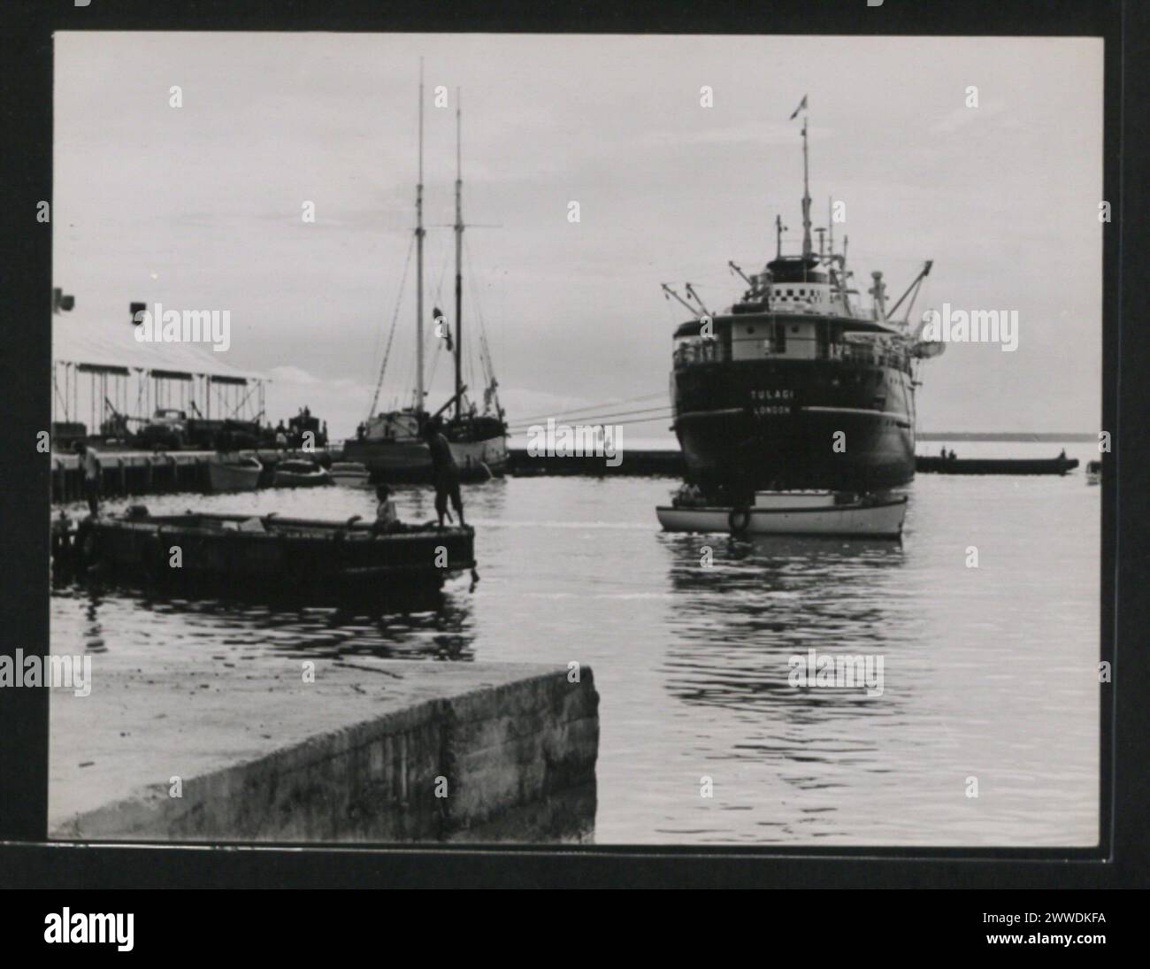 Description: The M.V. Tulagi alongside the Stub Jetty at the new Wharf ...