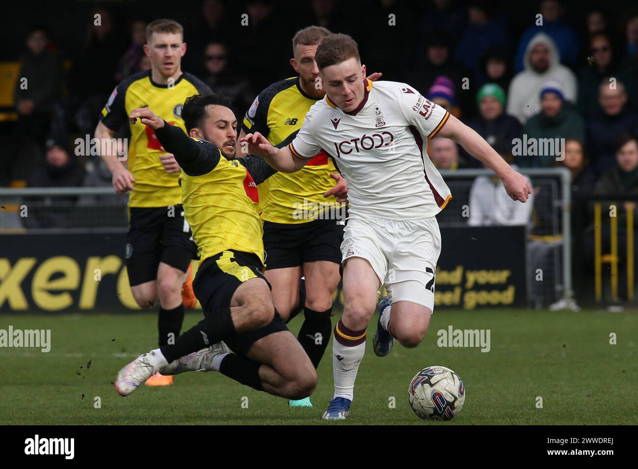 Harrogate on Saturday 23rd March 2024. Harrogate Town's Levi Sutton ...