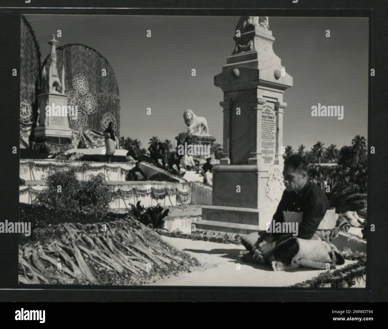 Description: The tombs of King George 1st and his great grandson, King ...