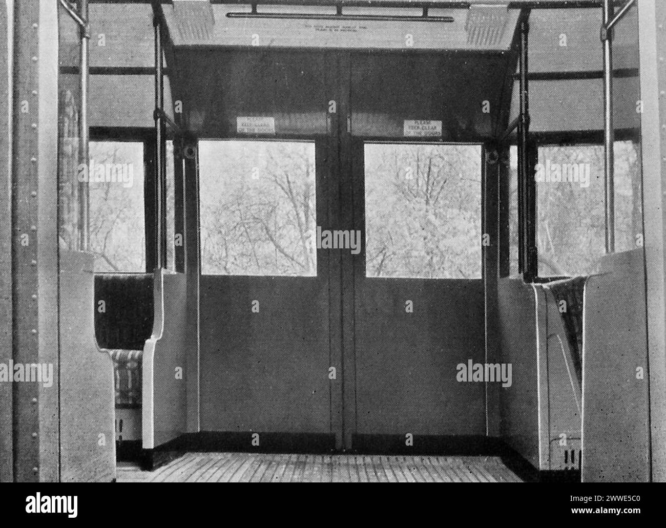 Vestibule train Black and White Stock Photos & Images - Alamy
