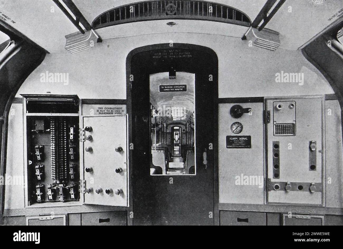 London tube train car interior hi-res stock photography and images - Alamy