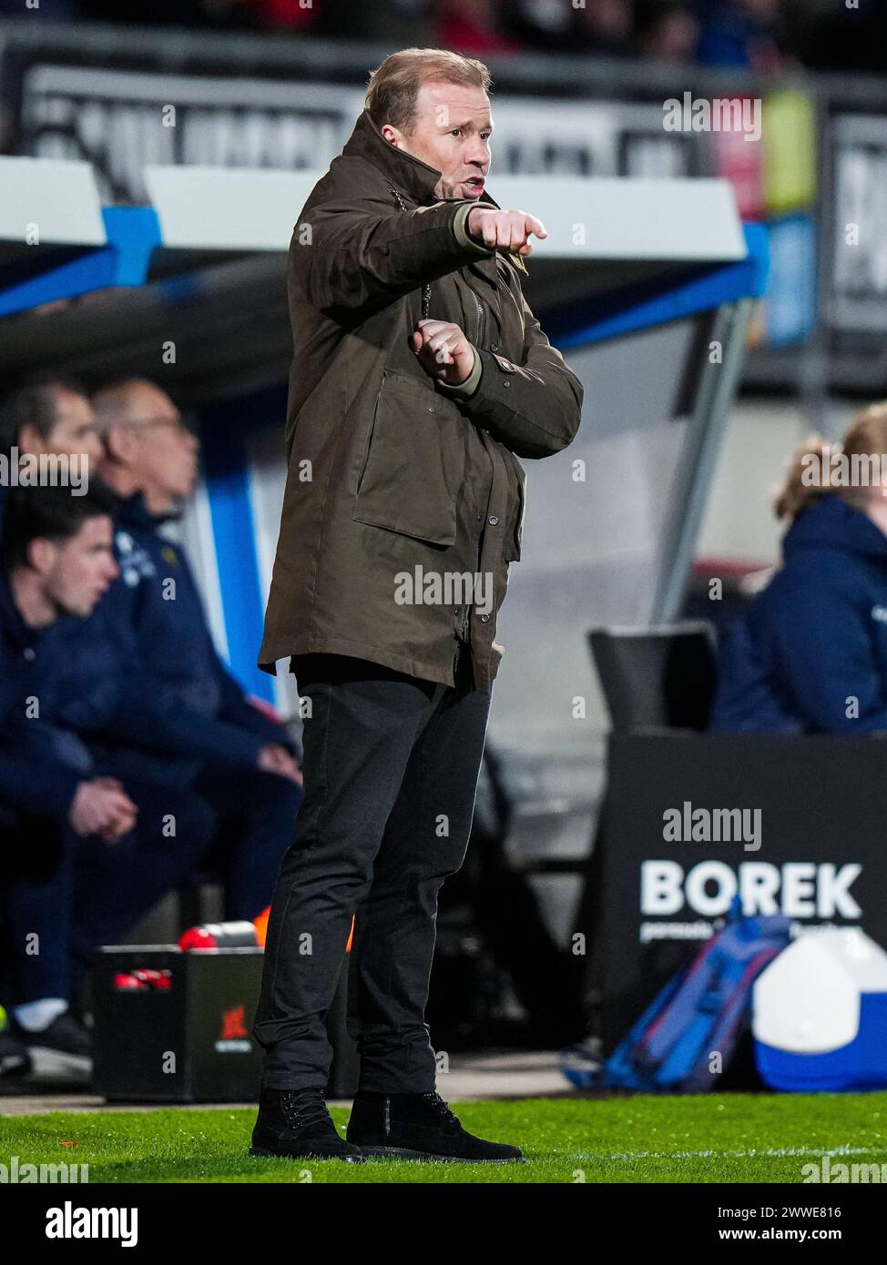 TILBURG - VVV-Venlo coach Rick Kruys during the 4th period in the match ...