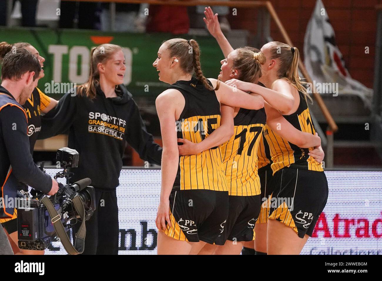 ALMERE, NETHERLANDS - MARCH 23: Lotte van Kruistum of Grasshoppers ...