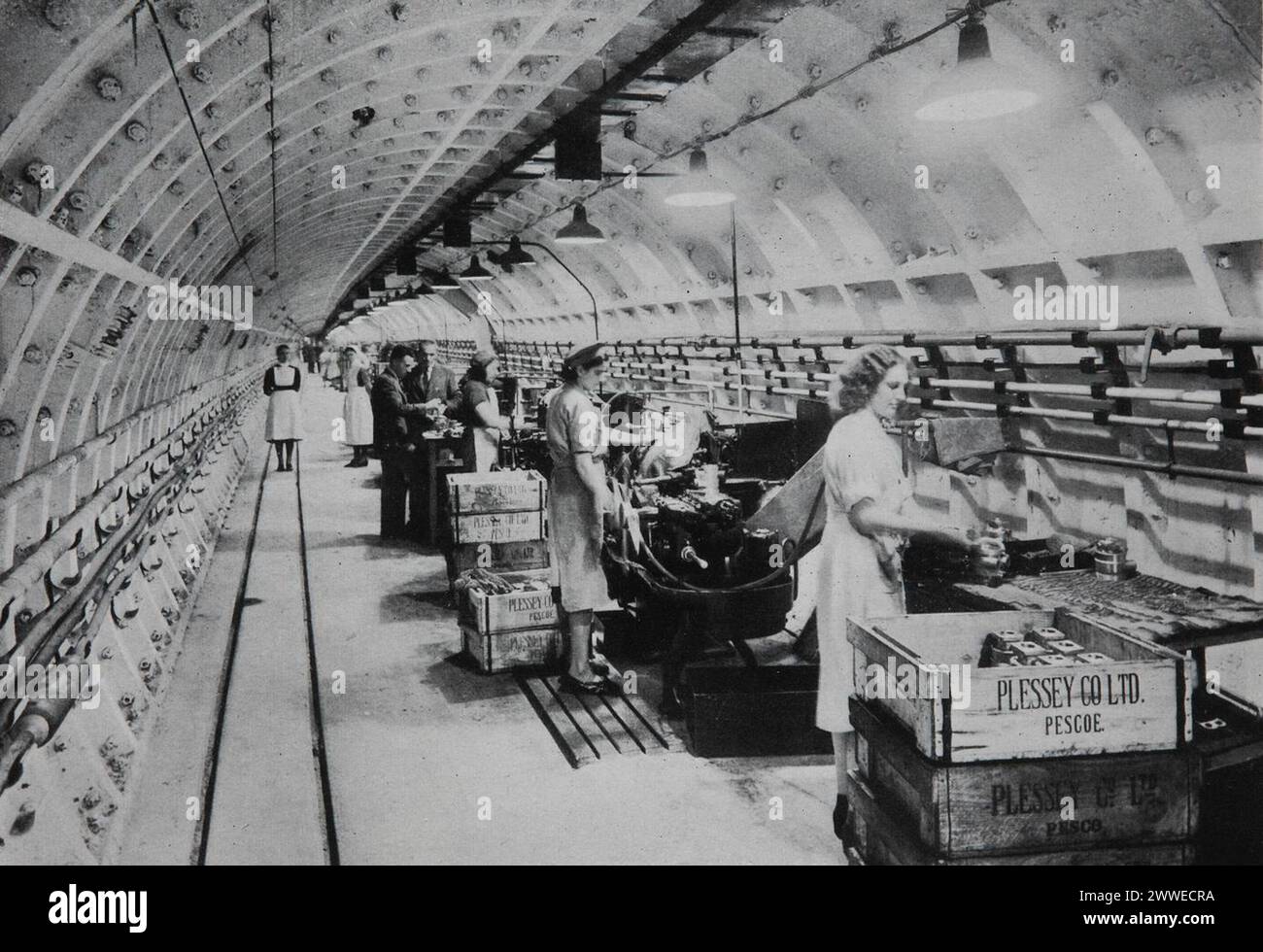 London ww2 tube hi-res stock photography and images - Alamy