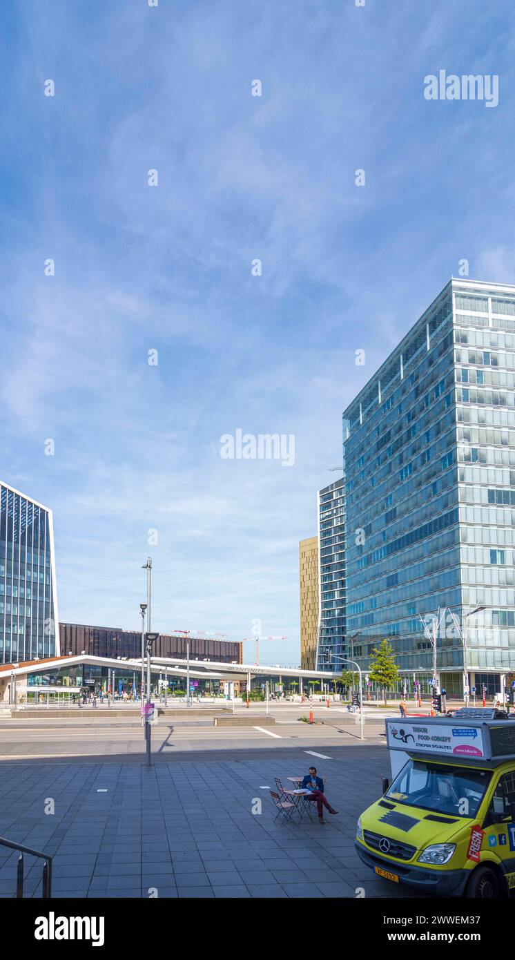 Infinity shopping mall in Kirchberg, street food truck Luxembourg City ...