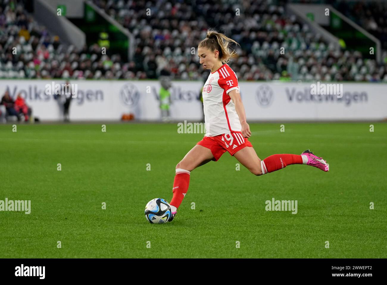Katharina naschenweng fc bayern munchen hi-res stock photography and ...