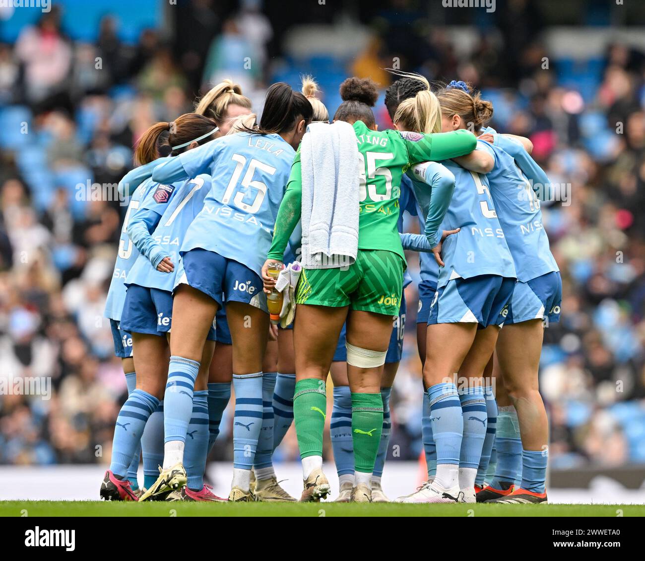 Manchester City have a team huddle, during The FA Women's Super League ...