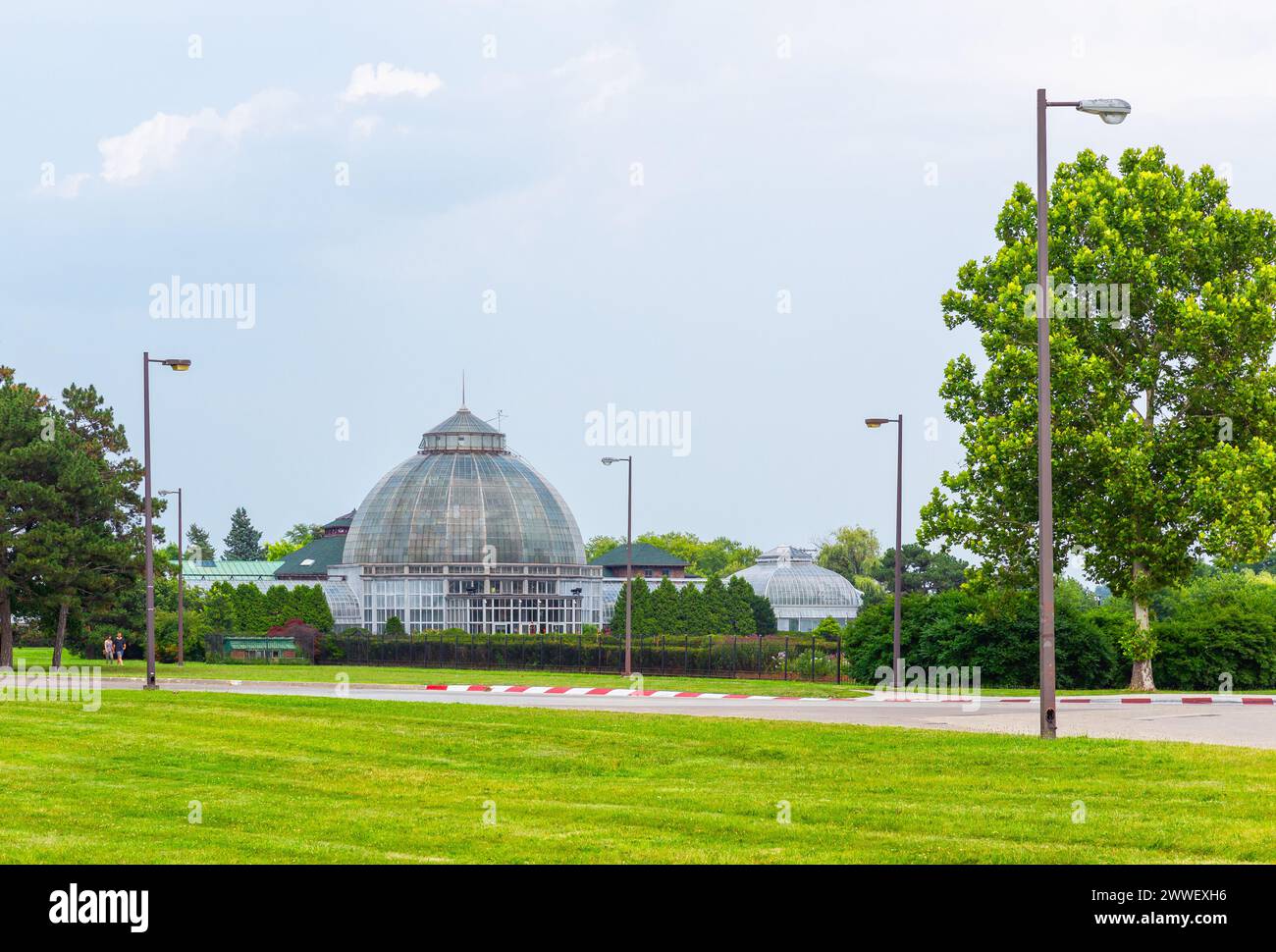 The Whitcomb Conservatory on Belle Isle in Detroit, Michigan, USA Stock ...