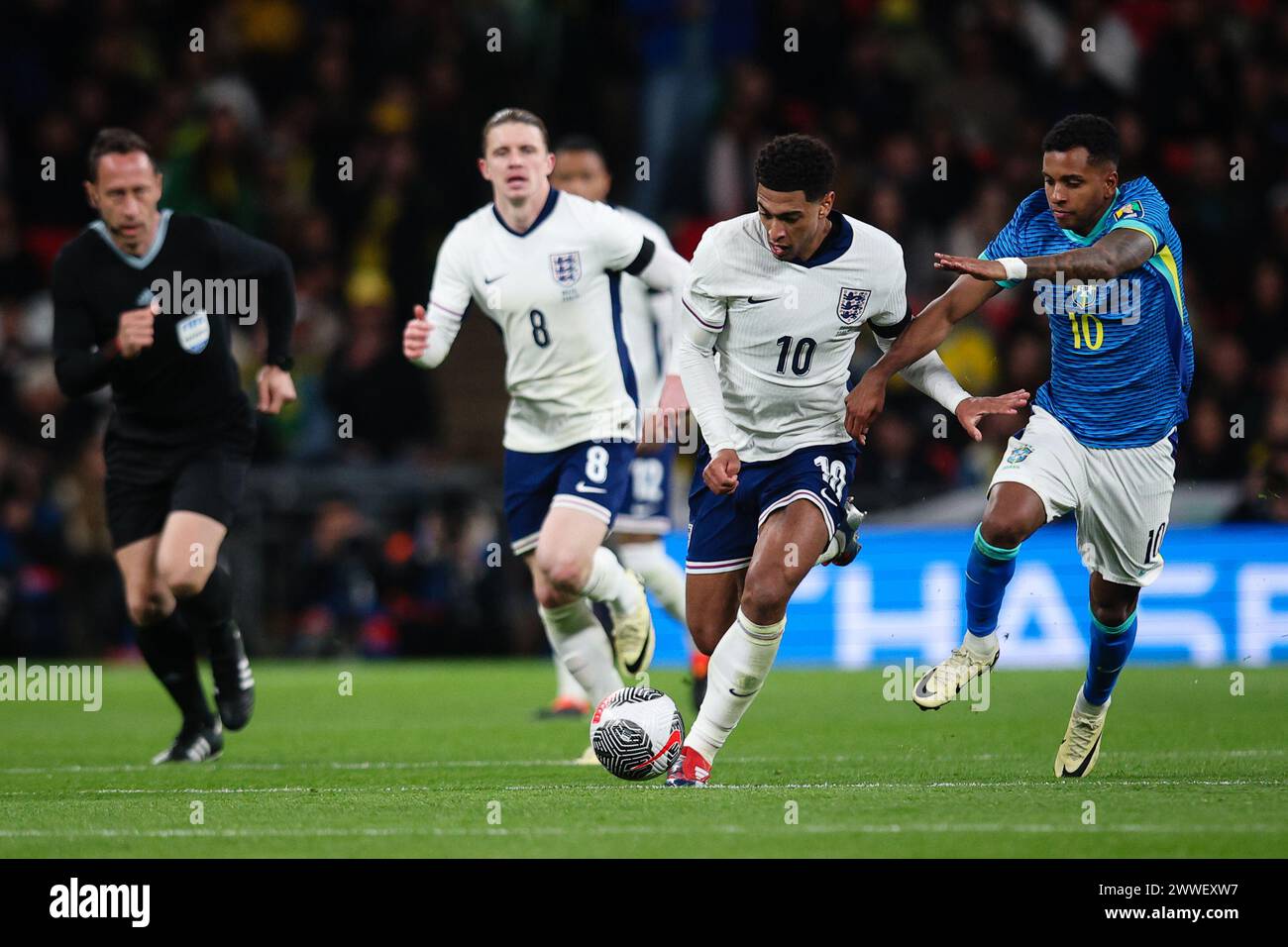 England jude bellingham brazil hi-res stock photography and images - Alamy