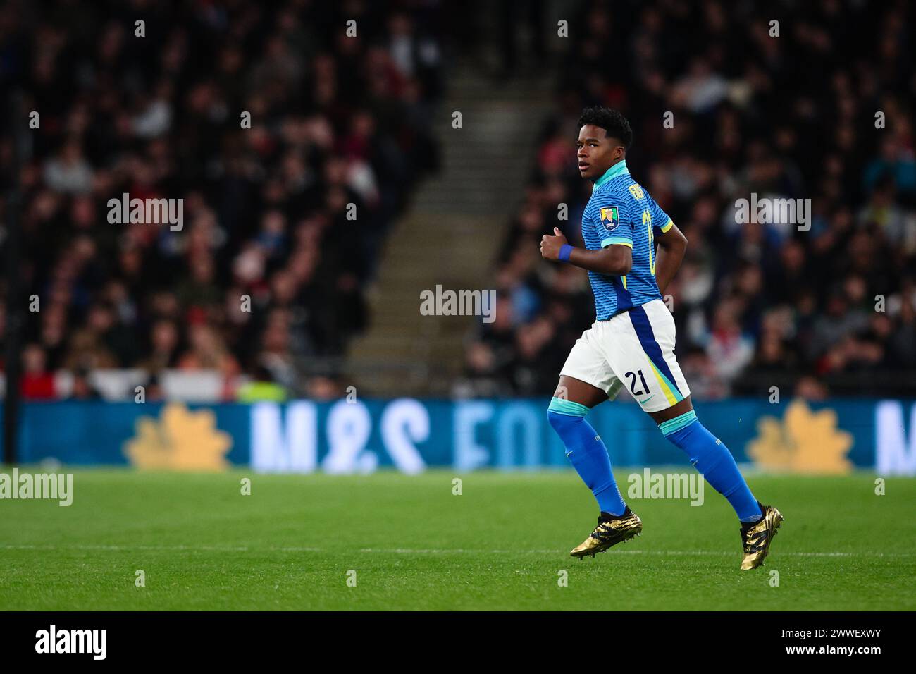 Endrick brazil football hi-res stock photography and images - Alamy