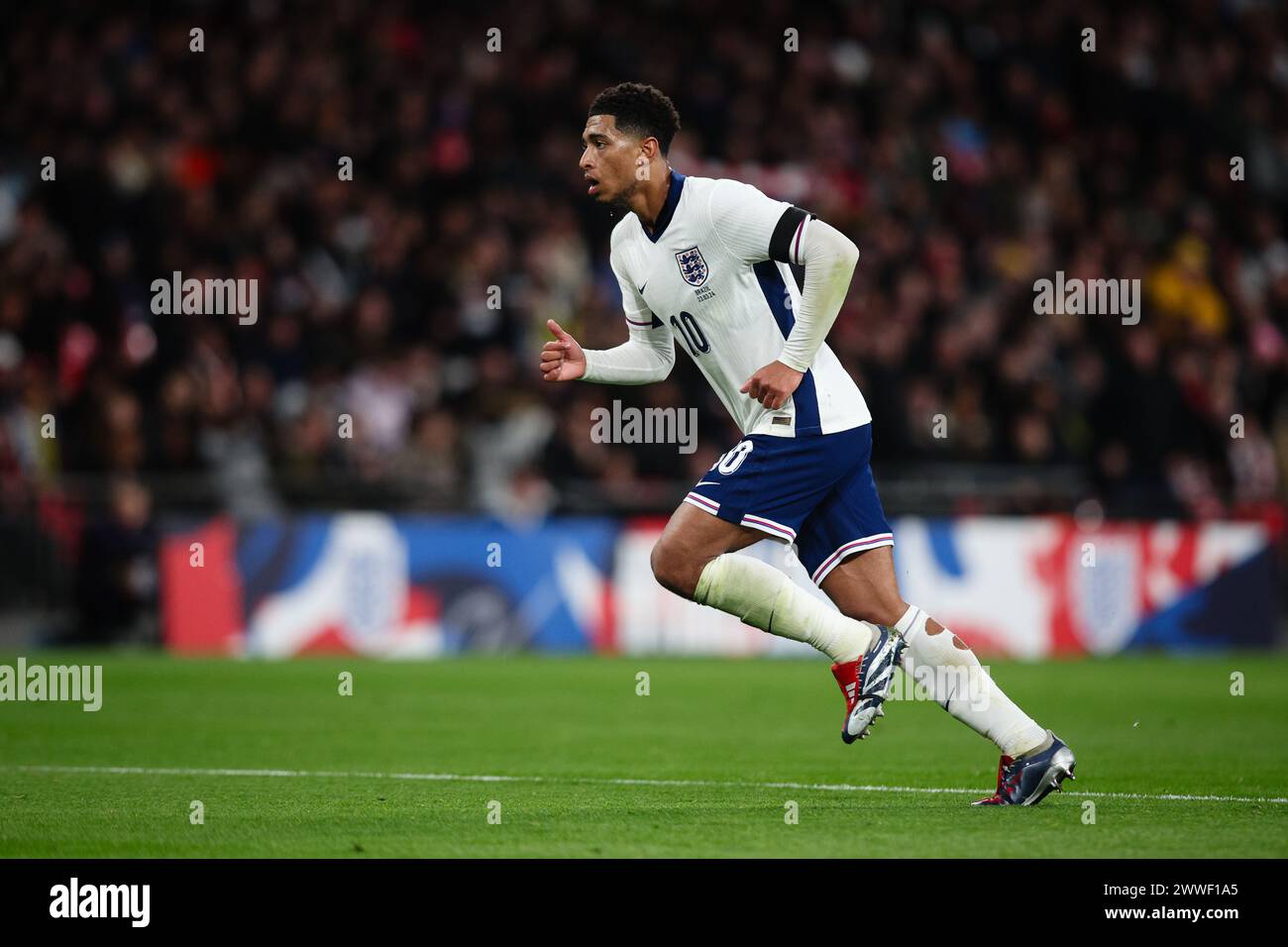 Jude bellingham england brazil wembley hi-res stock photography and ...