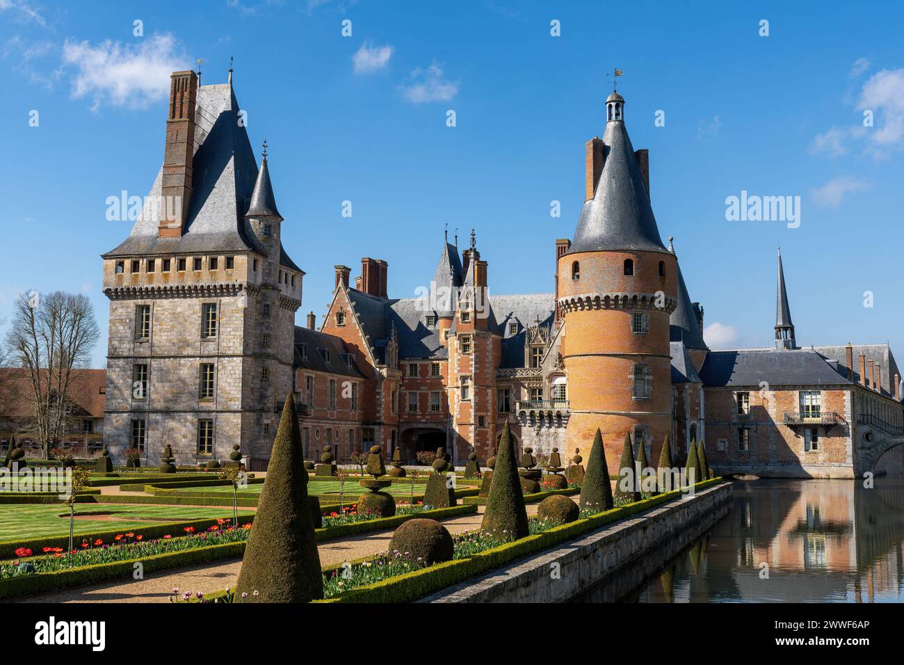 Castle of Maintenon in the Eure-et-Loir department - France Stock Photo ...