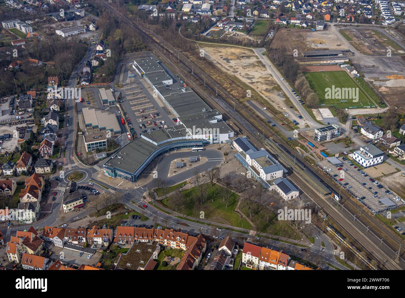 Stadtzentrum busbahnhof hi-res stock photography and images - Alamy