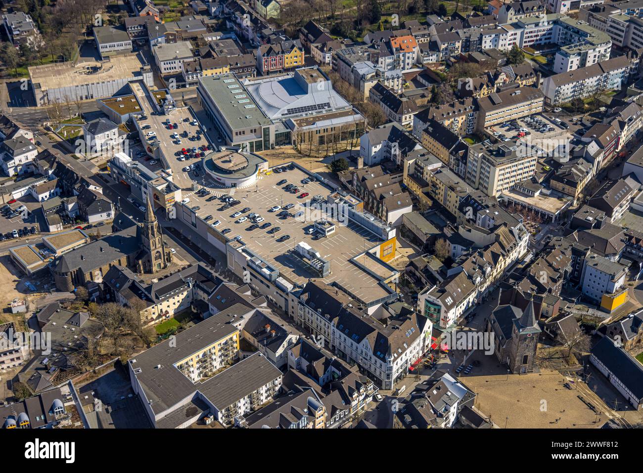 Luftbild, StadtGalerie Velbert Einkaufszentrum mit Parkdeck, Forum ...