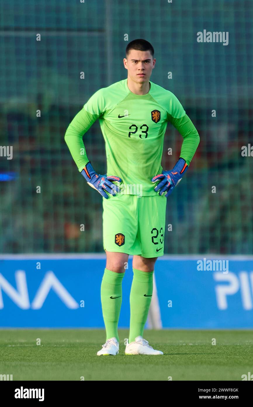 Mess eppink hi-res stock photography and images - Alamy