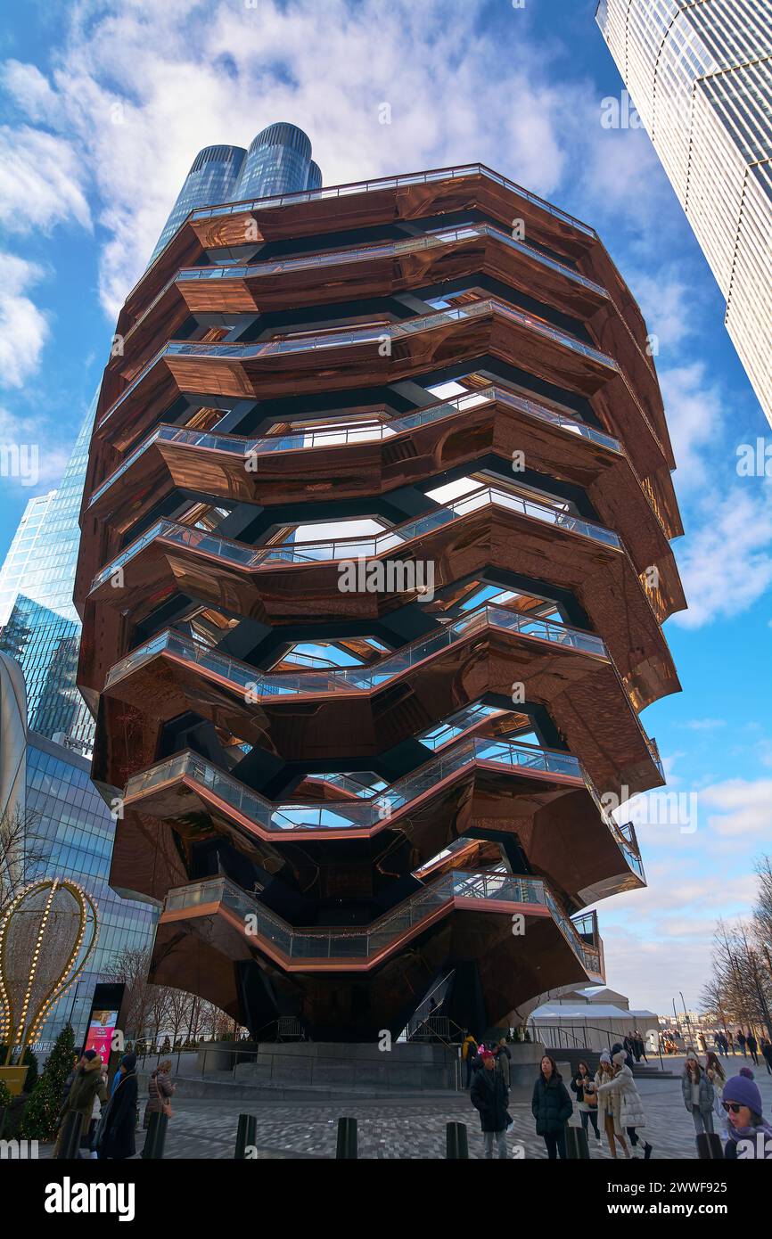 Nueva York, USA - March 23, 2024: The Vessel, a unique architectural ...