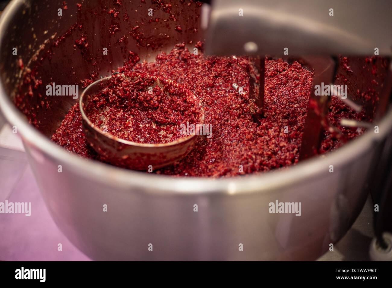 Appliance operation hi-res stock photography and images - Alamy