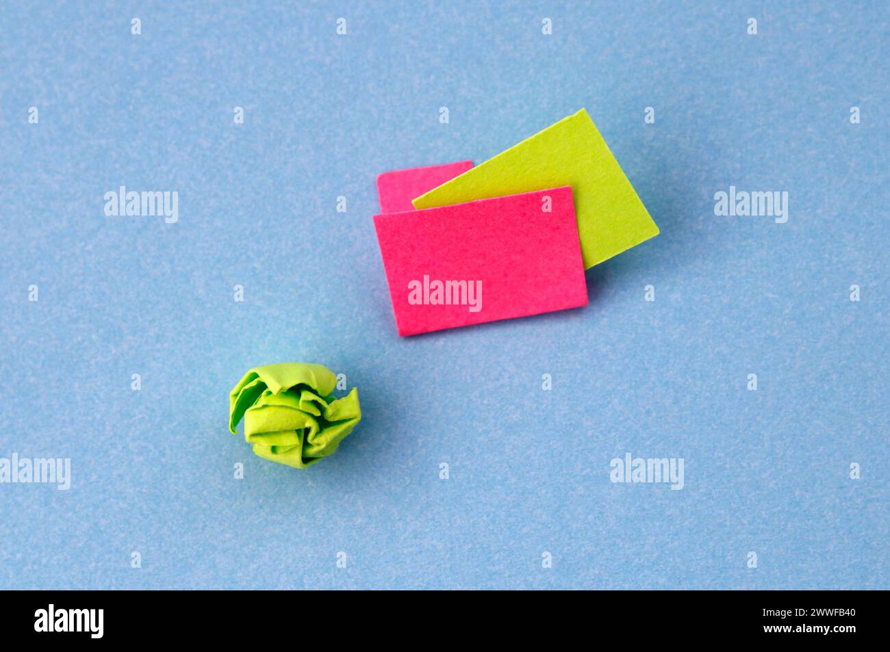 Circular file hi-res stock photography and images - Alamy