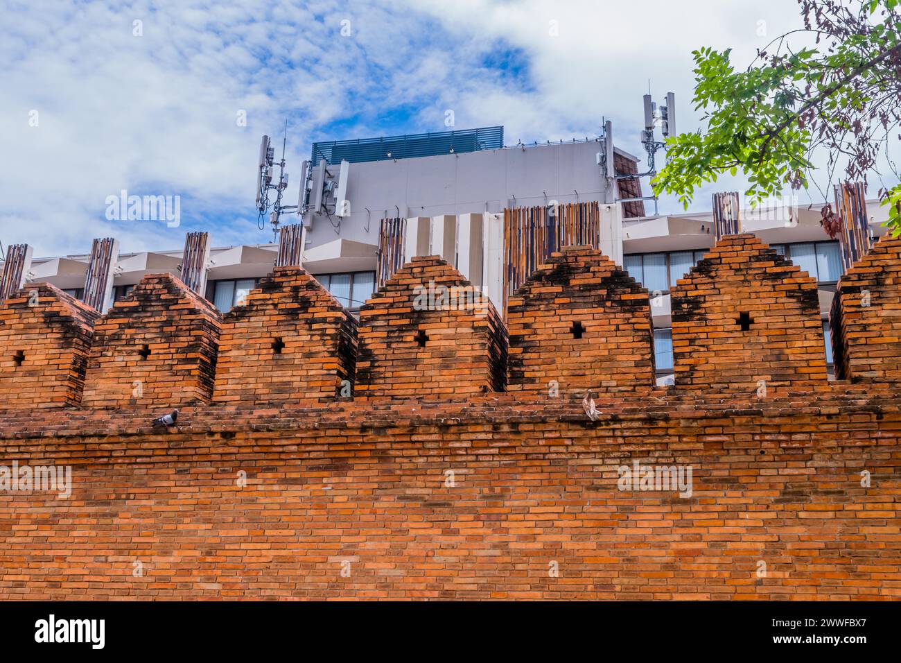 Modern and ancient architecture hi-res stock photography and images - Alamy