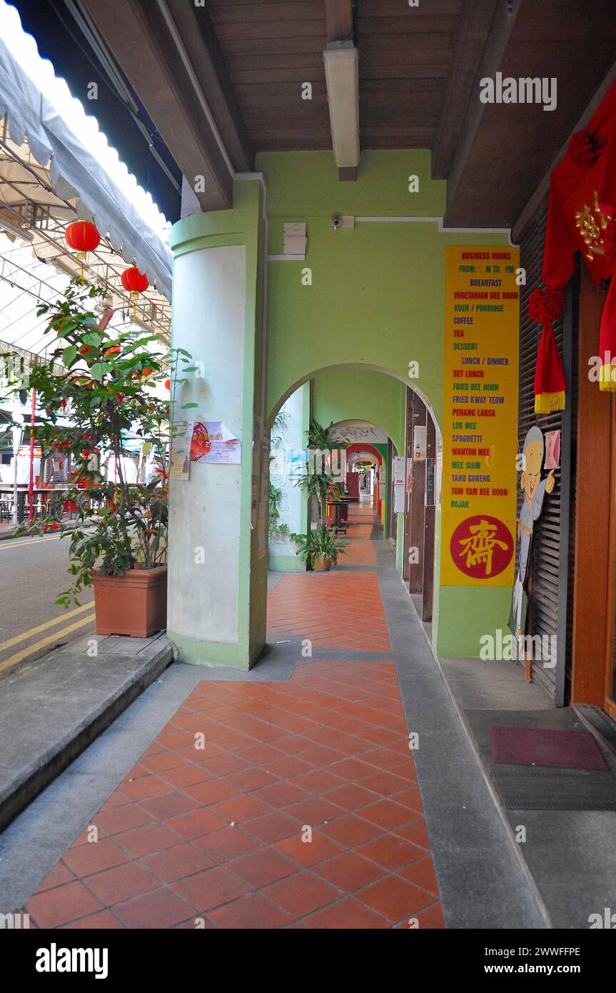 Singapore alley hi-res stock photography and images - Alamy