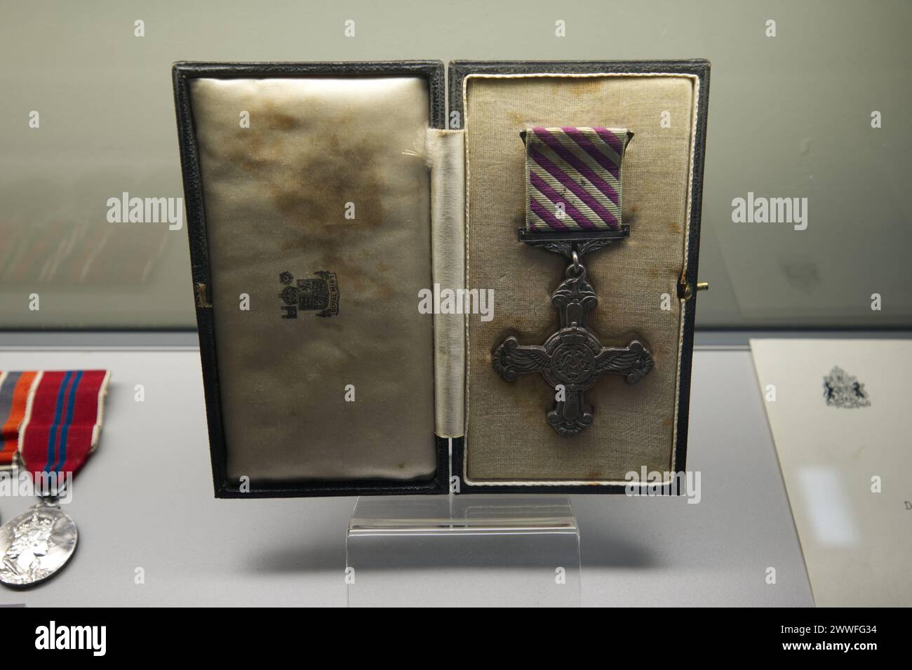 Distinguished Flying Cross medal award to Flight Lieutenant Robert ...