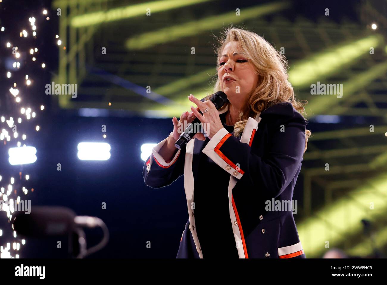 Sängerin Sandra Menges bei ihrem Auftritt bei im Rahmen des Events Die ...