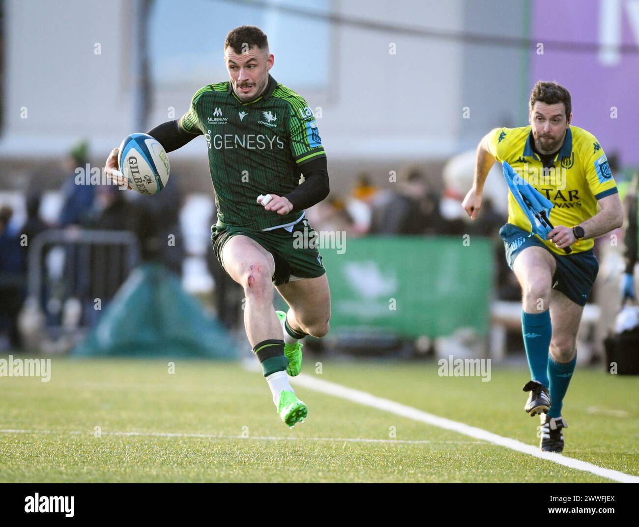 Galway, Ireland. 23rd Mar, 2024. Connacht's Andrew Smith sprints up the ...