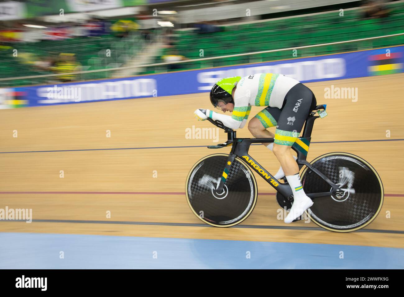 Australian paracycling world champion hi-res stock photography and ...