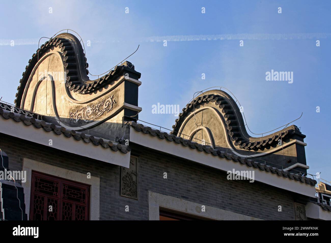 China building eaves Stock Photo - Alamy