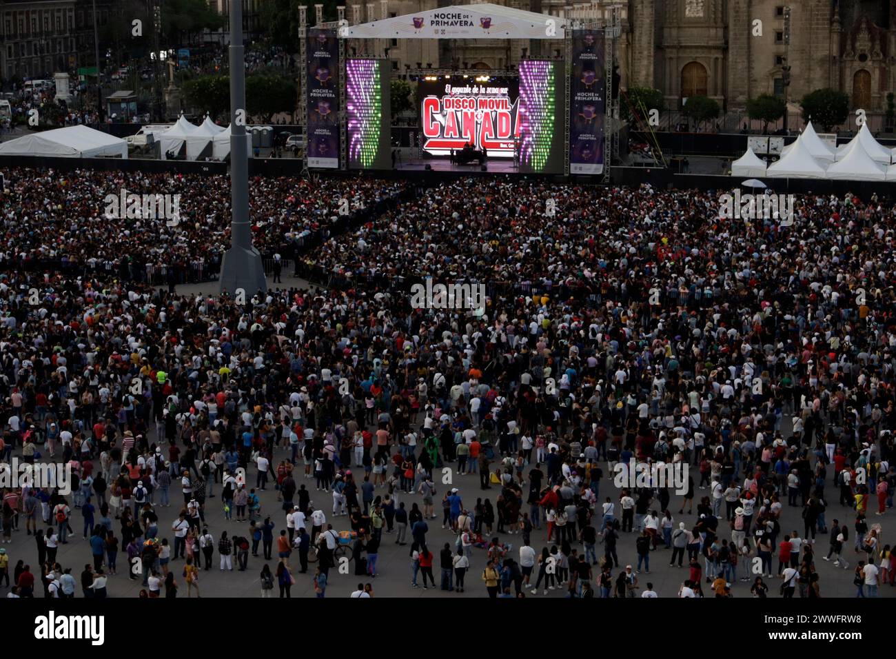 Mexico spring night festival 2024 hi-res stock photography and images ...